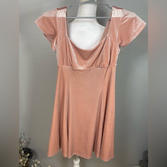 Rewind | Dresses | Blush Pink Crushed Velvet Mini Dress | Poshmark